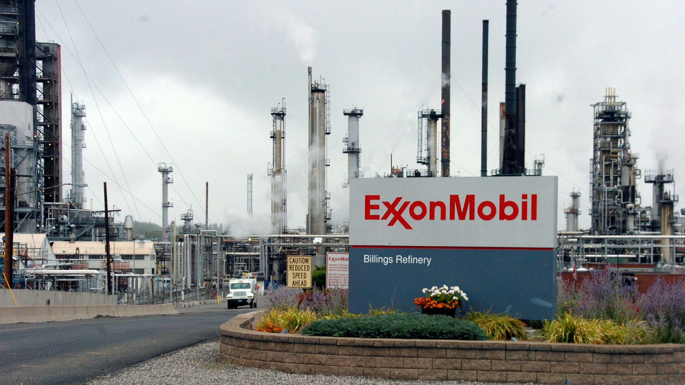 Dans un monde en pleine transition énergétique, ExxonMobil rapporte son ...