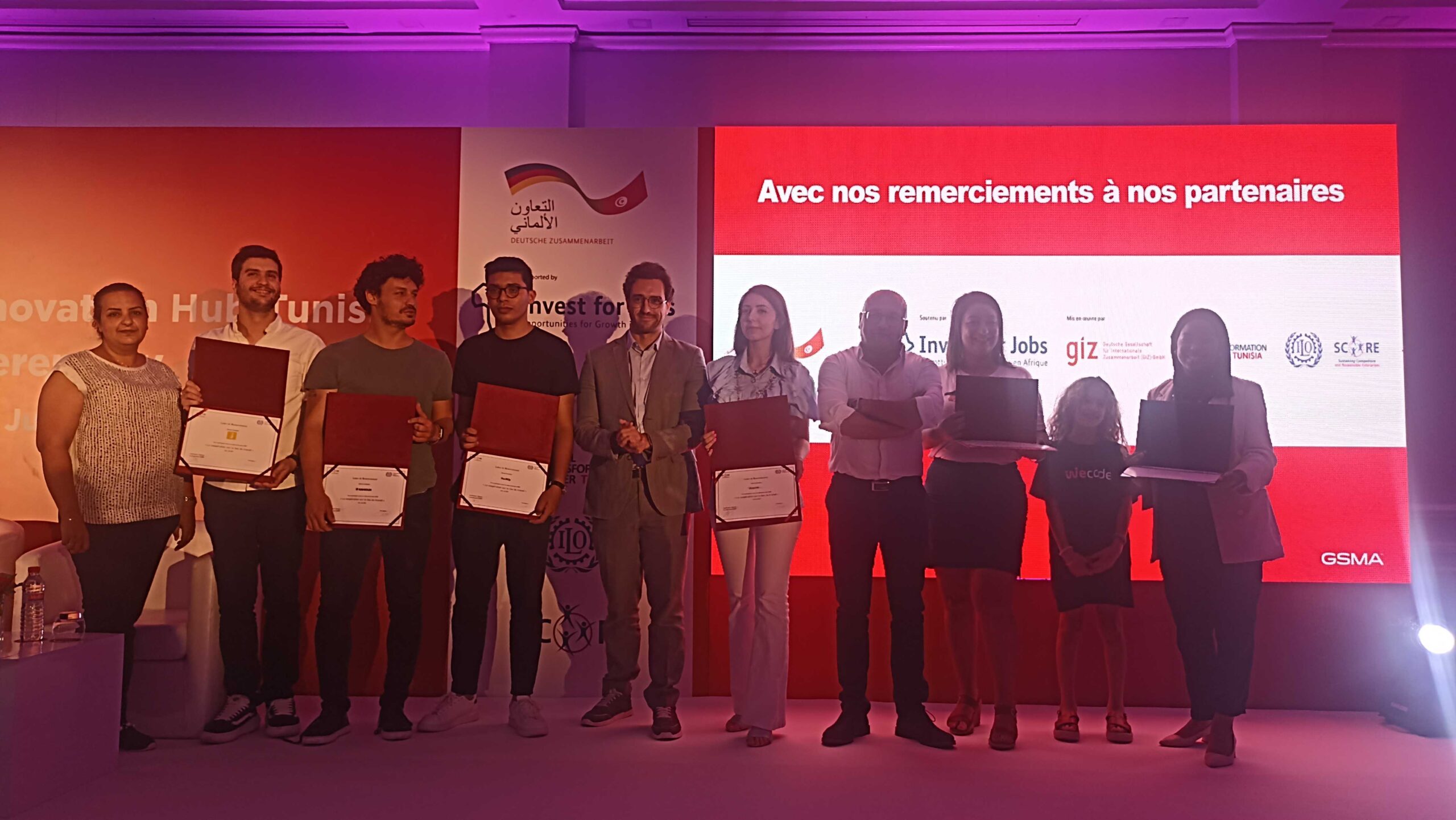 Mobile Innovation Hub: six plateformes mobiles sélectionnées dans le ...