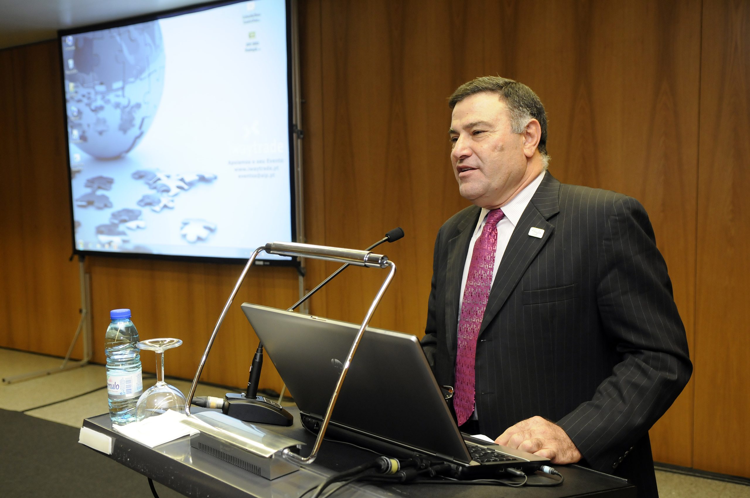 Dr Faouzi Kechrid élu président de l'Union mondiale des professions libérales - Managers