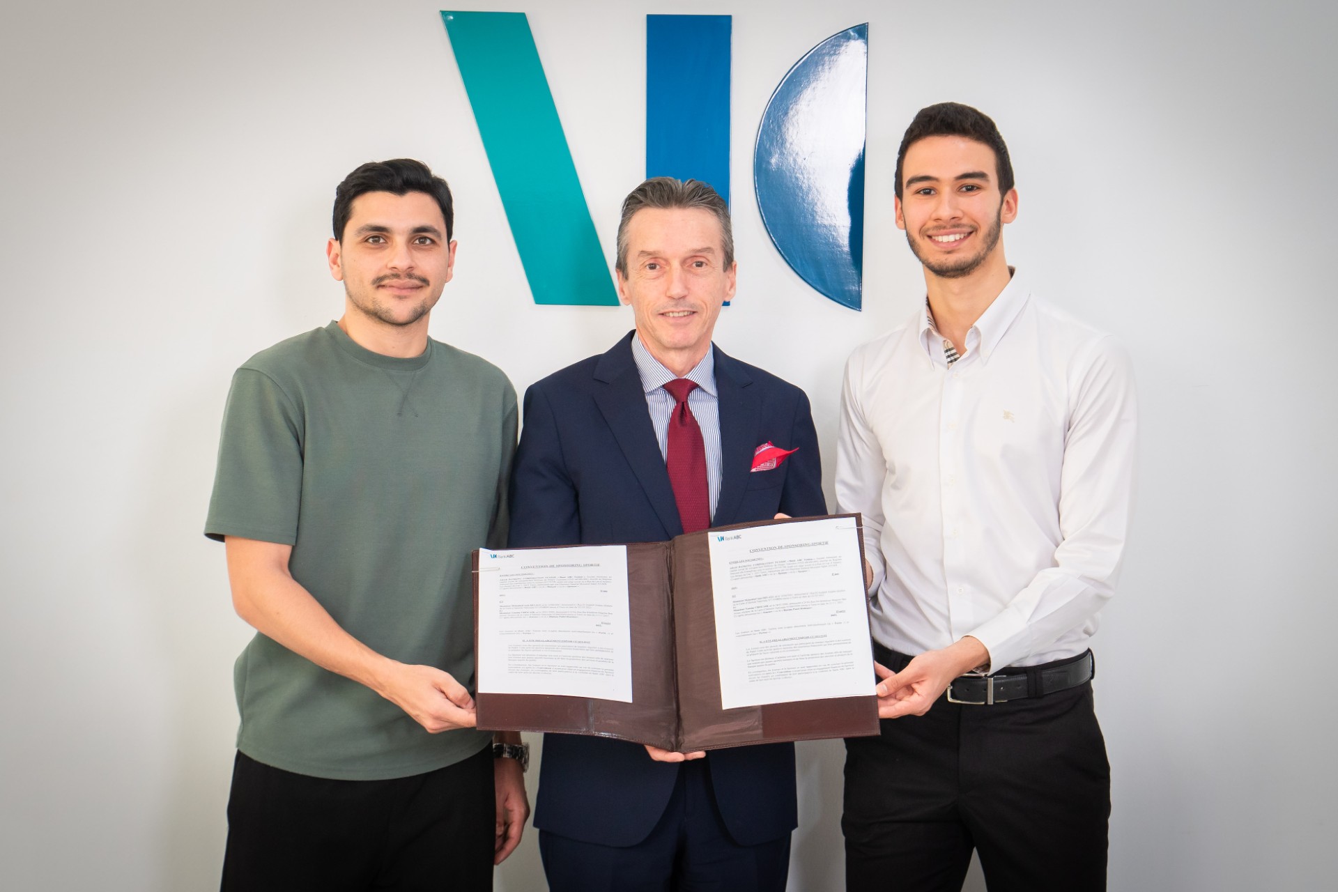Bank ABC Tunisie, sponsor les étoiles montantes du padel, Yassine ...