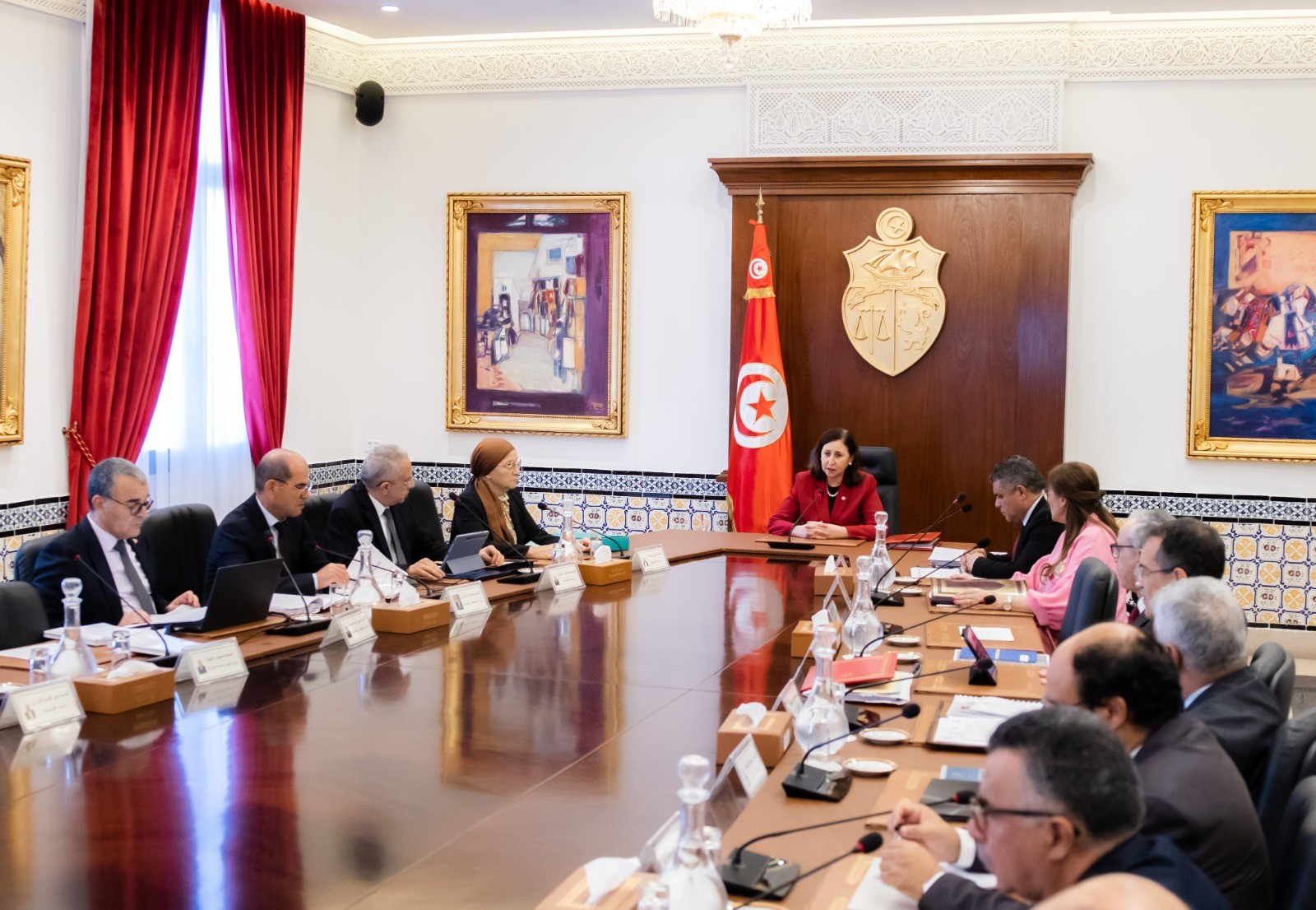 Tunisie: le gouvernement examine le projet du budget économique 2026 - Managers